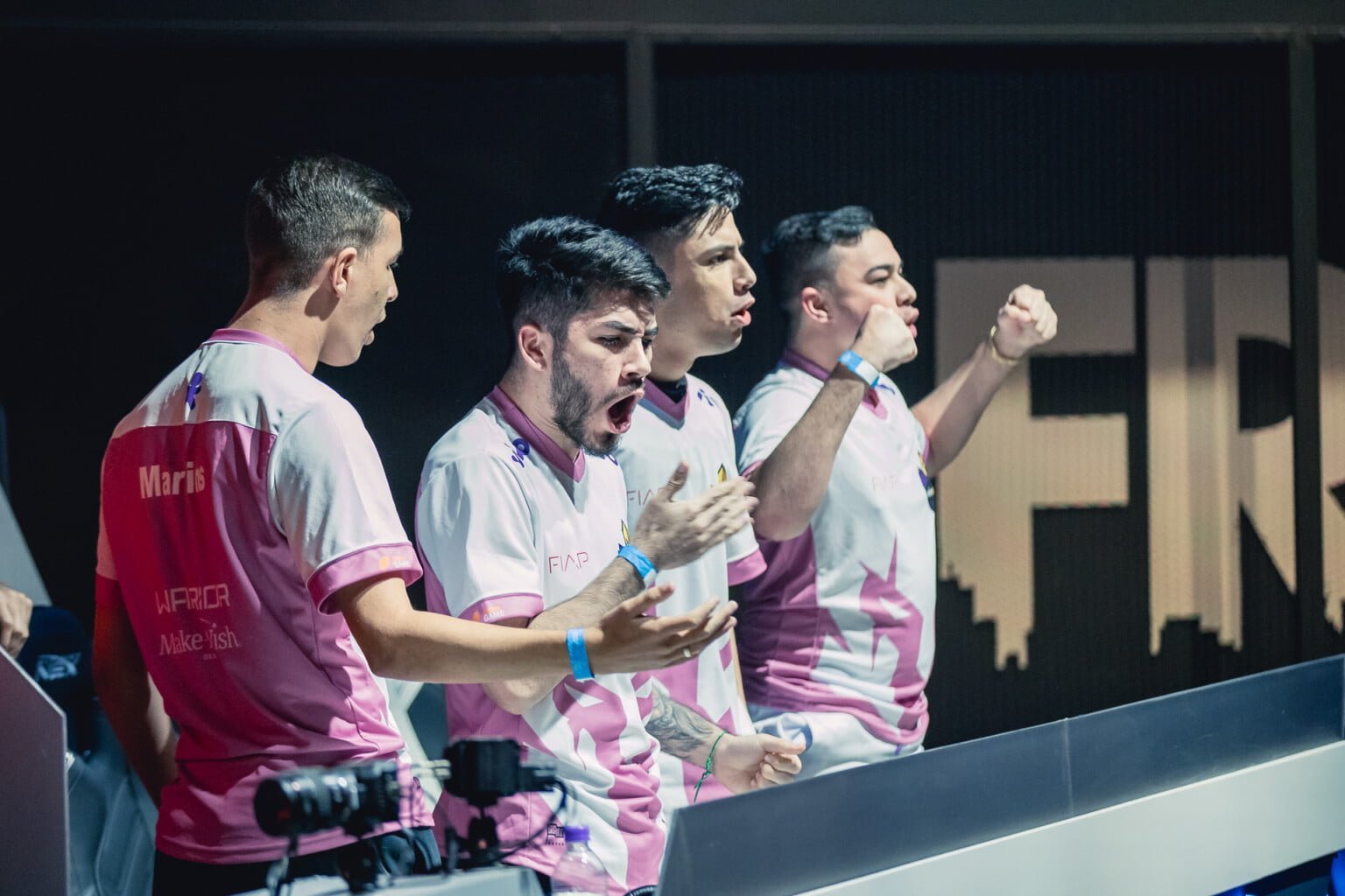 Vivo Keyd brilha novamente e mantém a liderança da C.O.P.A. Free Fire