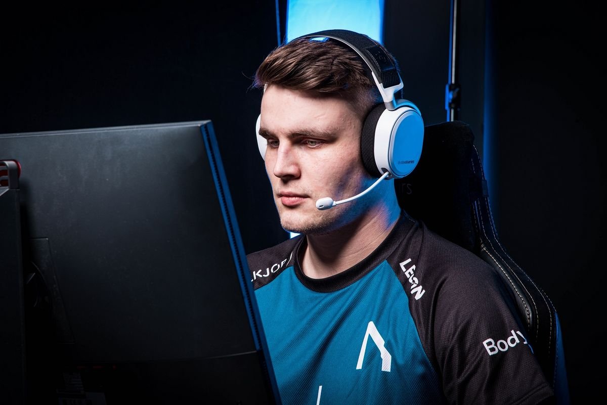 CS:GO: mertz anuncia migração para o VALORANT
