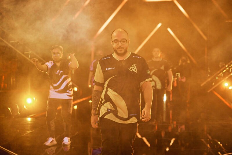 Conheça Sacy, brasileiro estrela da Sentinels no VALORANT