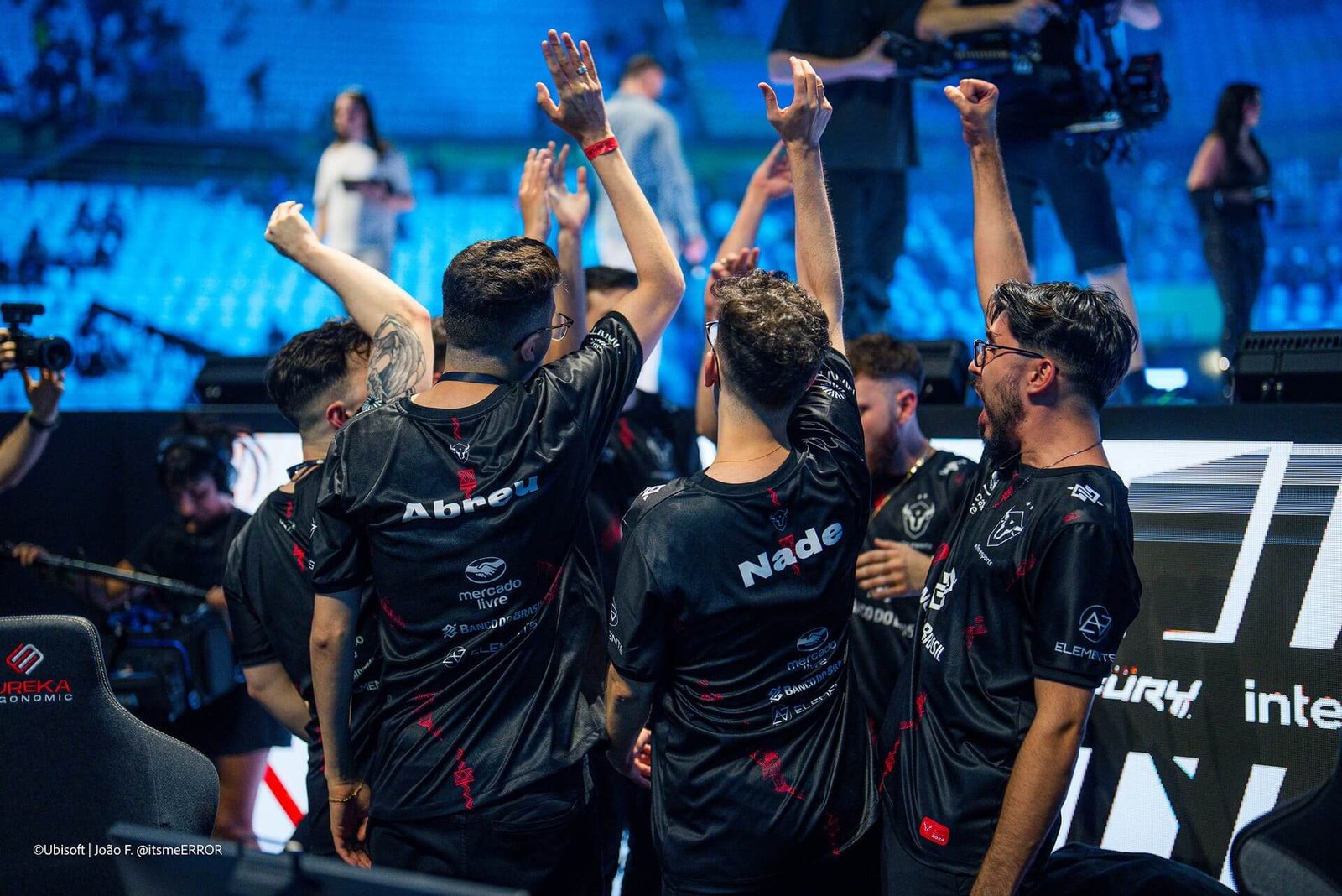 Six Invitational 2024: w7m bate FaZe Clan e fatura o título