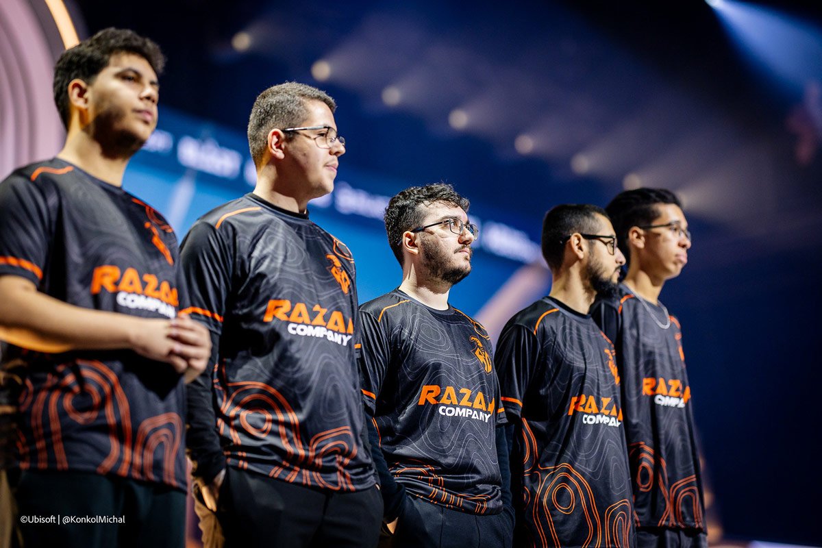 R6: LOUD acerta com quarteto da RazaH Company Academy